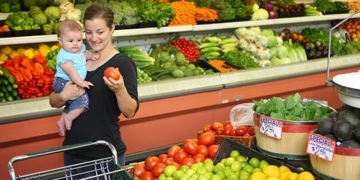 Merle Boes, Gas Station, 11372 E Lakewood Blvd